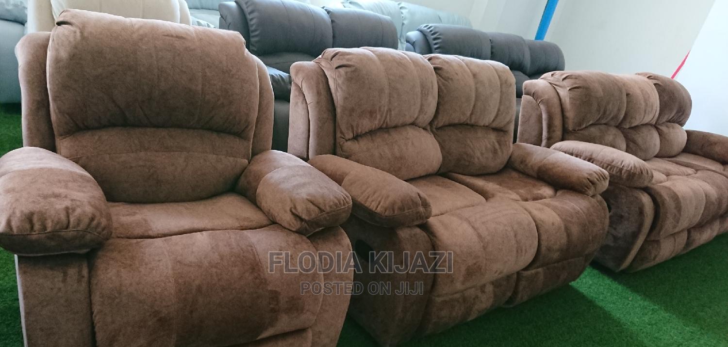 Sofa Za Kitambaa,Veriveti in Kinondoni - Furniture, Flodia Kijazi ...