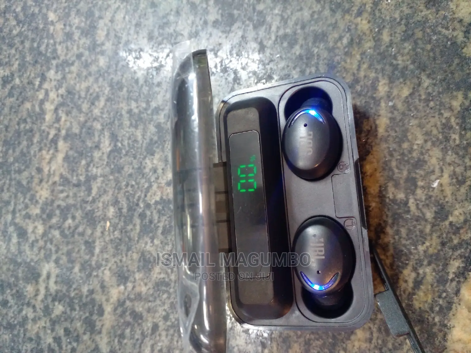 JBL Earbuds in Ilala - Headphones, Ismail Magumbo | Jiji.co.tz