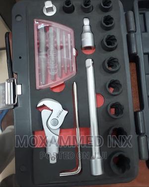 Force Bolts Roundend Fasteners Extractor Set in Ilala - Hand Tools ...