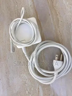 Used, Original Apple Macbook Charger for Macbook Pro 2008/12 kwa mauzo ...