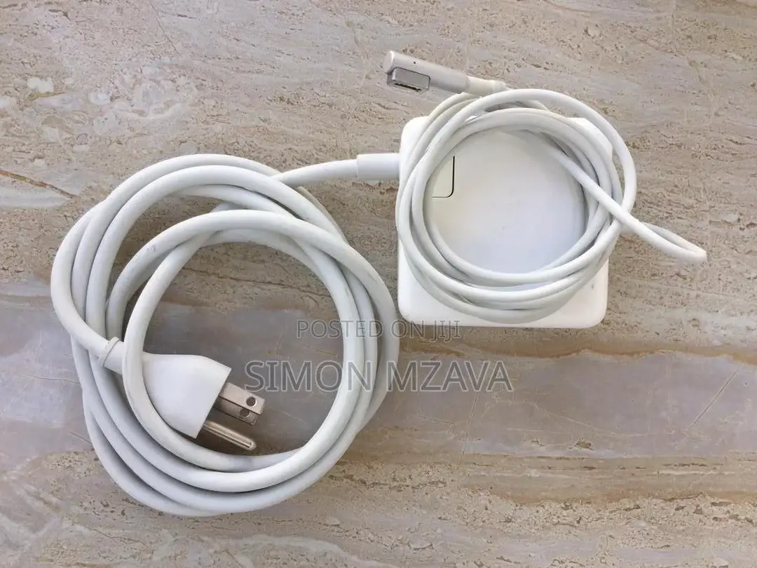 Original Apple Macbook Charger for Macbook Pro 2008 to 2012. kwa mauzo ...