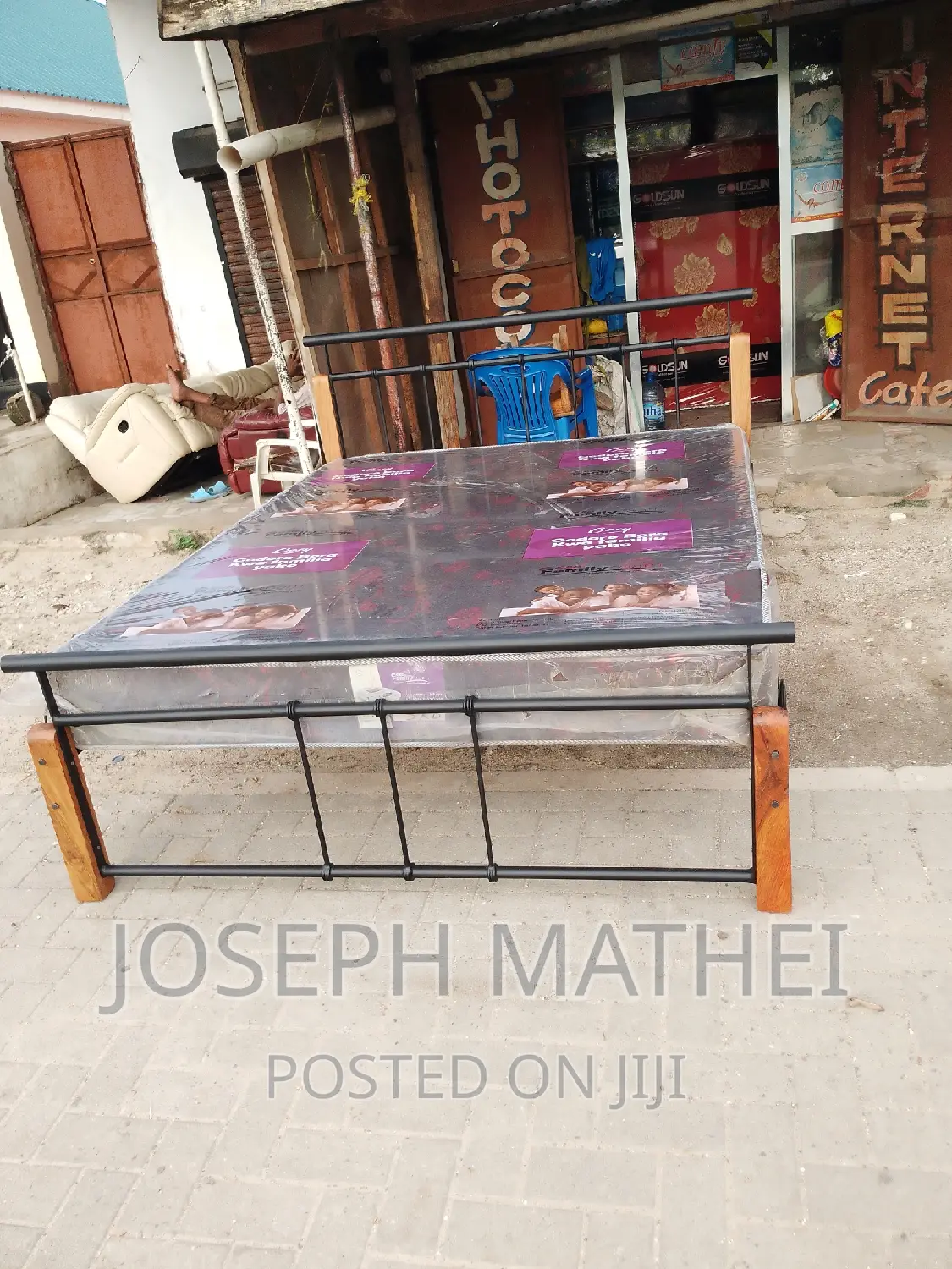 Kitanda 5/6 Godoro Inch 8 Family Foam in Kinondoni - Furniture, Joseph ...