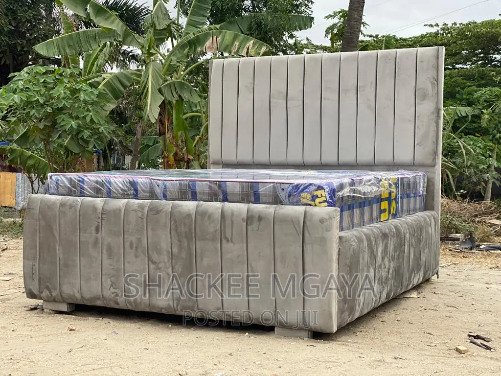 Bed Sofa 5,6 Na Godoro Lake Inch 8 in Kinondoni - Furniture, Shackee ...