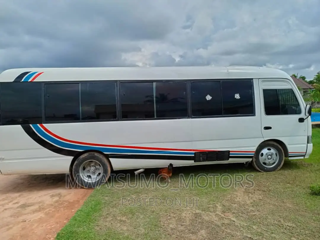 Toyota Coaster 2000 White in Kinondoni - Buses & Microbuses, Mwaisumo ...