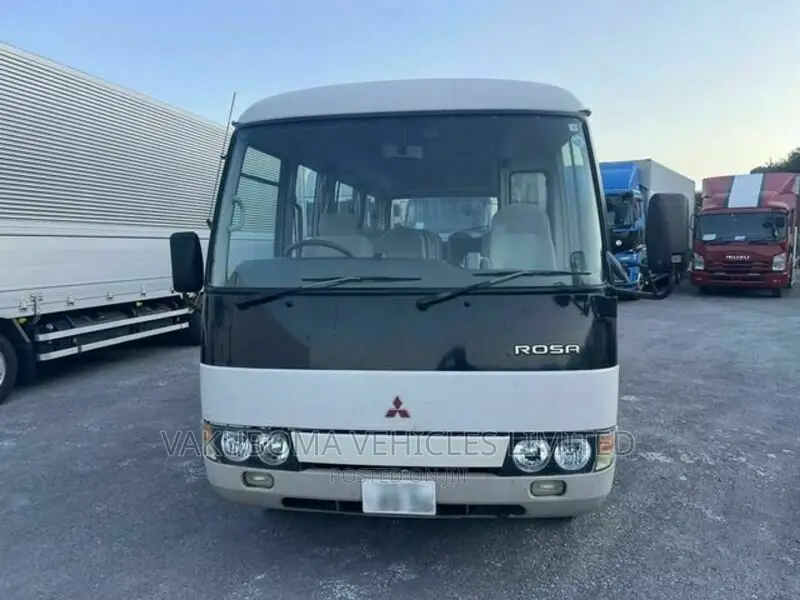 Mitsubishi Fuso Rosa 2002 White in Kinondoni - Buses & Microbuses ...
