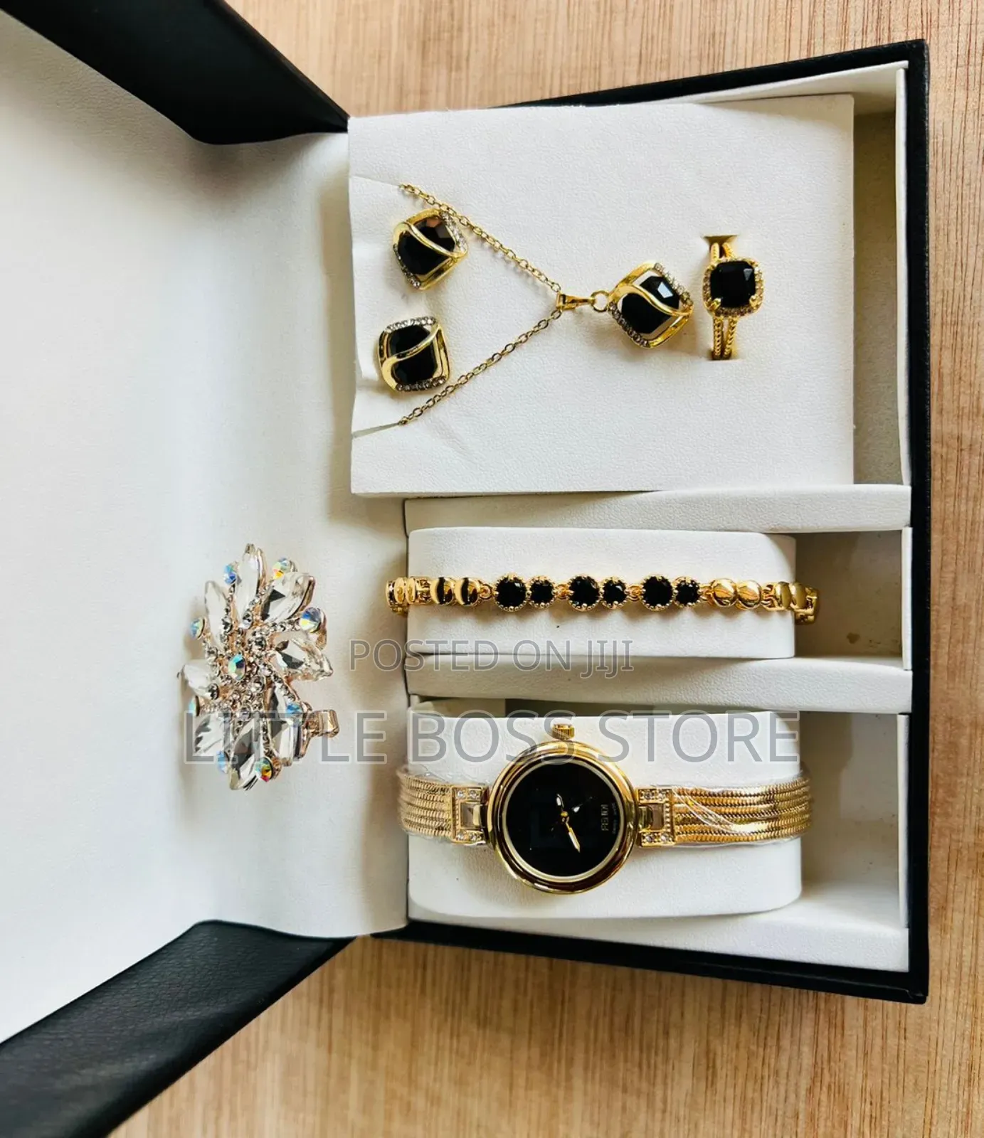 Full Set for Women's ( Watch Pete Chain Heleni and Brounch) in Ilala ...