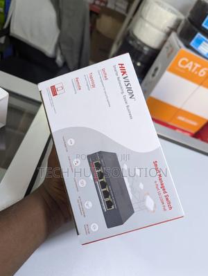 Smart 4 Port Gigabit Switch in Kinondoni - Networking Products, Techhub Solution | Jiji.co.tz