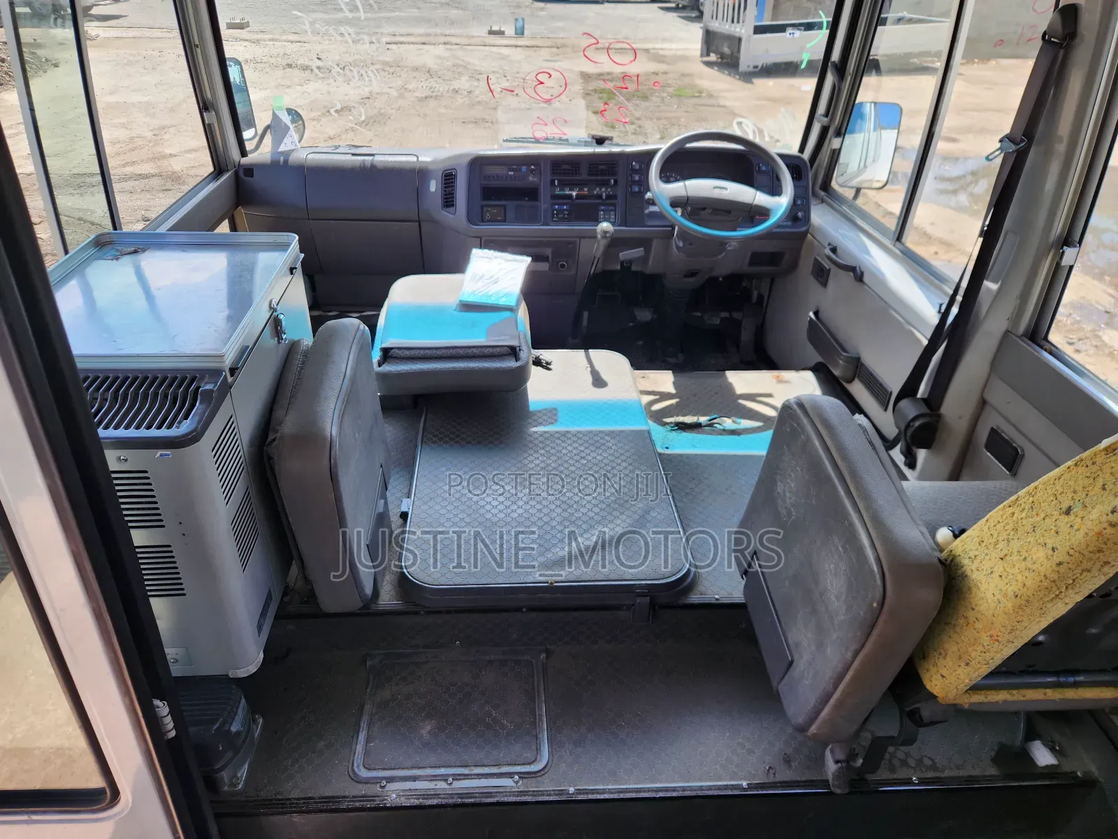 Mitsubishi Fuso Rosa 2000 White in Kinondoni - Buses & Microbuses ...