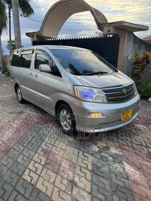 Toyota Alphard 2004 Silver in Kinondoni - Cars, Iddi Iddi | Jiji.co.tz