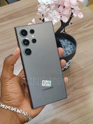 Samsung Galaxy S22 Ultra 128 GB in Ilala - Mobile Phones, Azizi Mtenje ...
