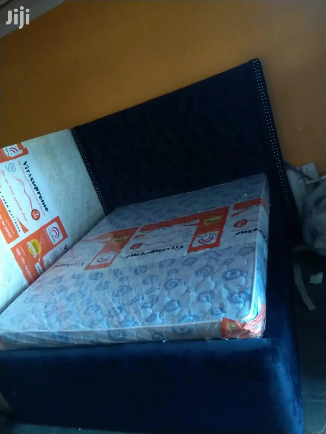 Magodoro Bora Kabisa Vitanda Vya Sofa Mbao Na Chuma in Kinondoni ...