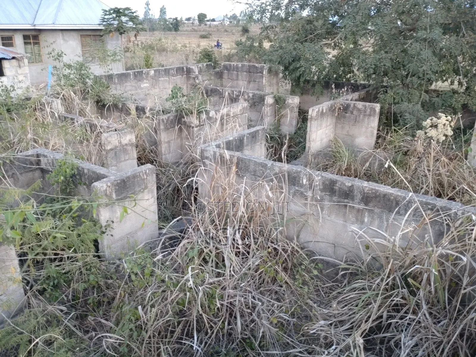 Nauza Kiwanja Na Boma Lake Mkundi Kituo Cha Ufufuo in Morogoro Urban ...