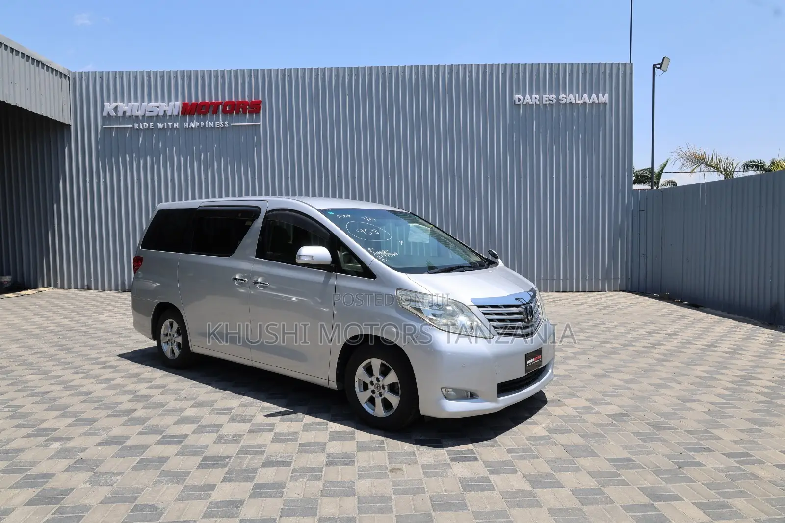 Toyota Alphard 2.4 Petrol FWD 2011 Silver in Kinondoni - Cars, Khushi ...