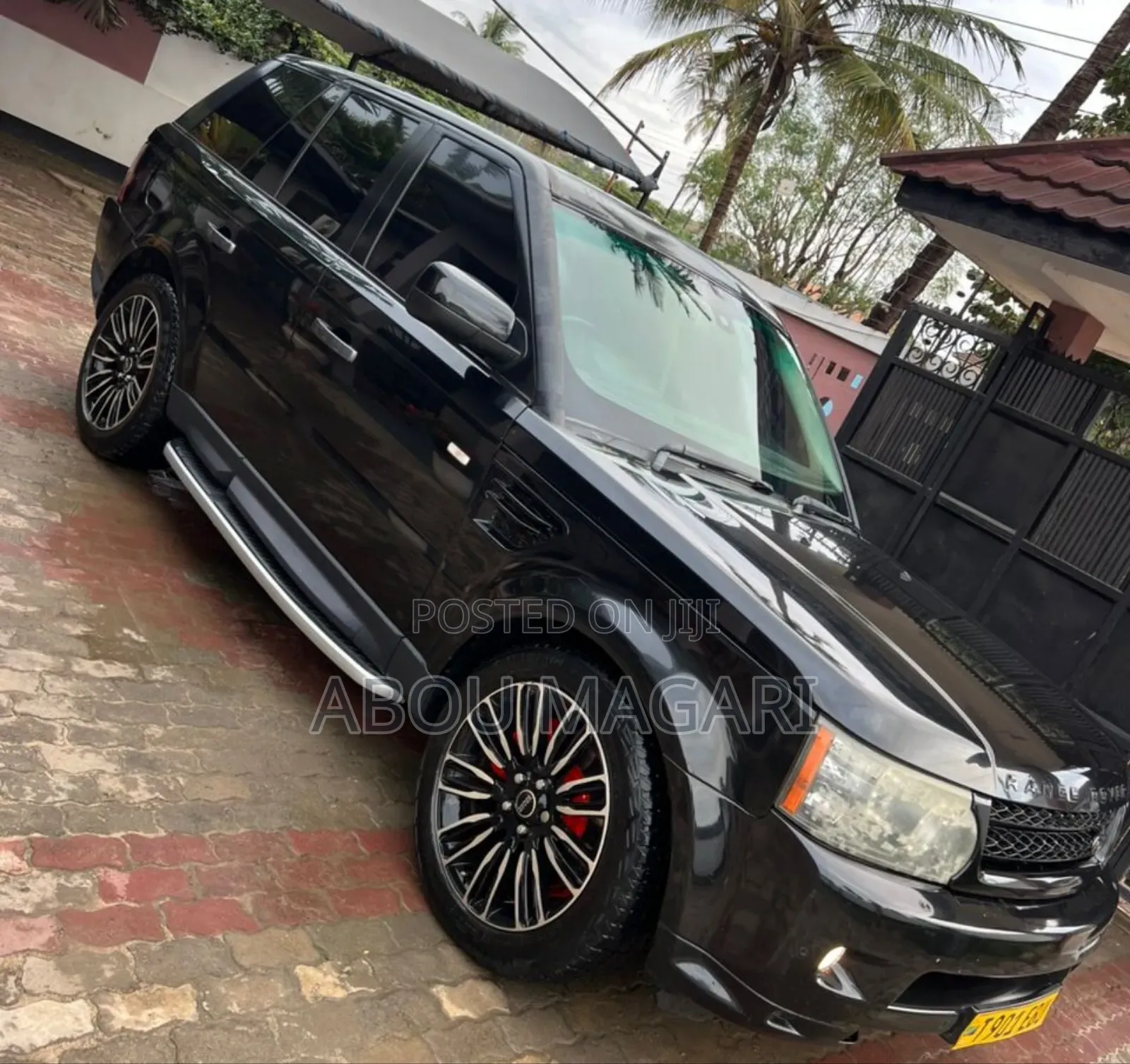 Rover Land 2010 Black in Kinondoni - Cars, Abou Magari | Jiji.co.tz