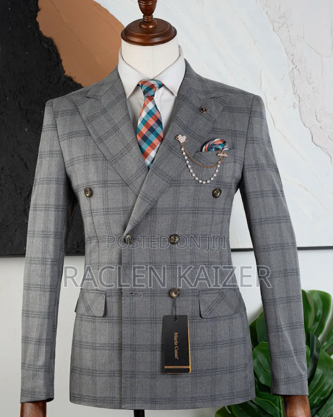 Light Heather Gray Subtle Windowpane Check Pattern Suits in Ilala ...