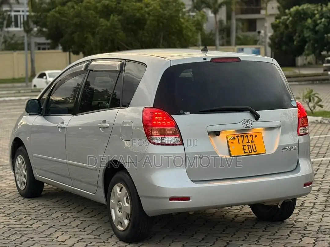 Toyota Corolla Spacio 1.5 X G-edition 2005 Silver in Kinondoni - Cars, Brayne Marondo | Jiji.co.tz