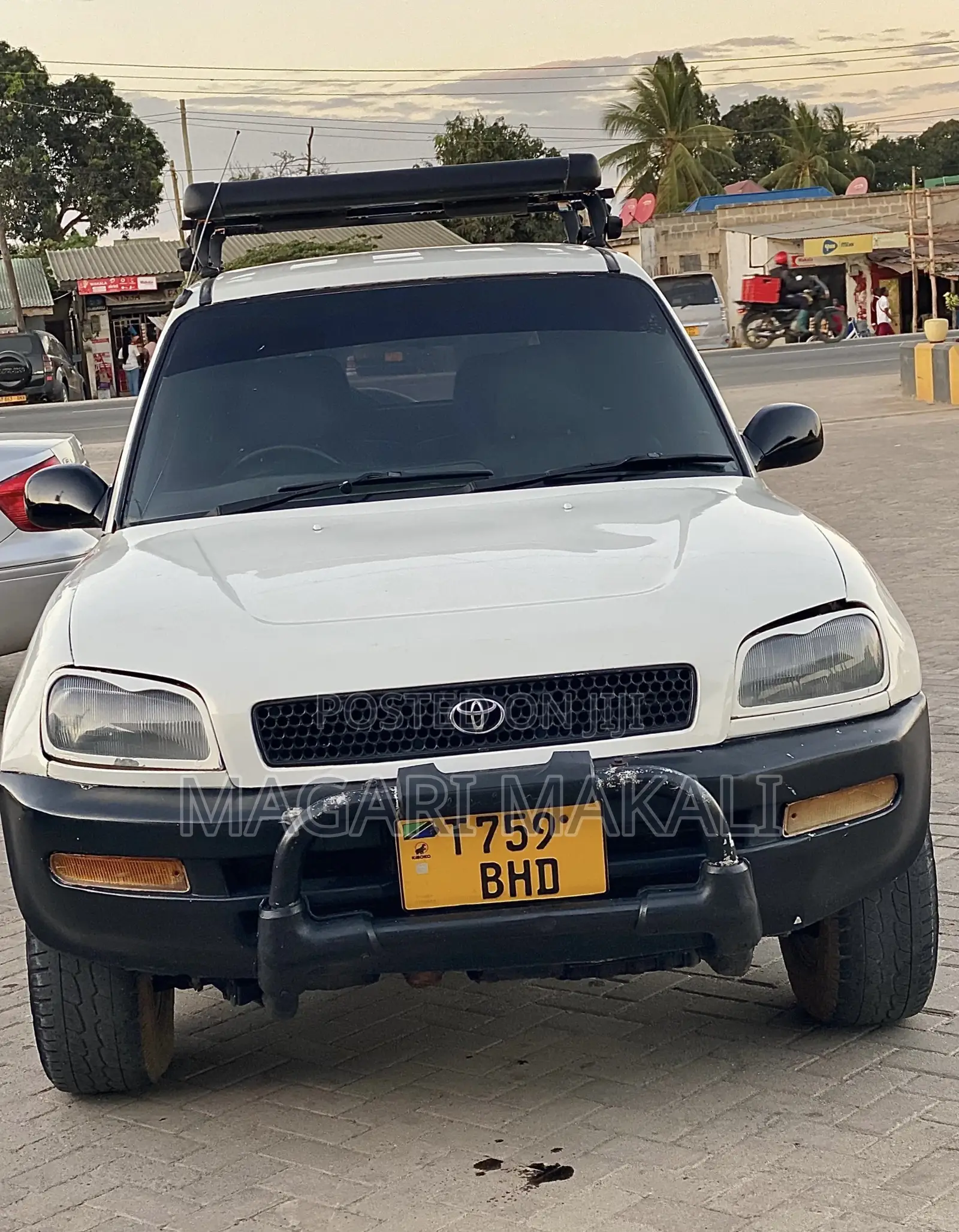 Toyota RAV4 Base FWD 2001 White in Kinondoni - Cars, Magari Makali ...