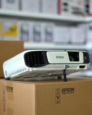 Epson Eb-S41 Svga 3lcd Projector - Bright Home Office Cinema for sale ...