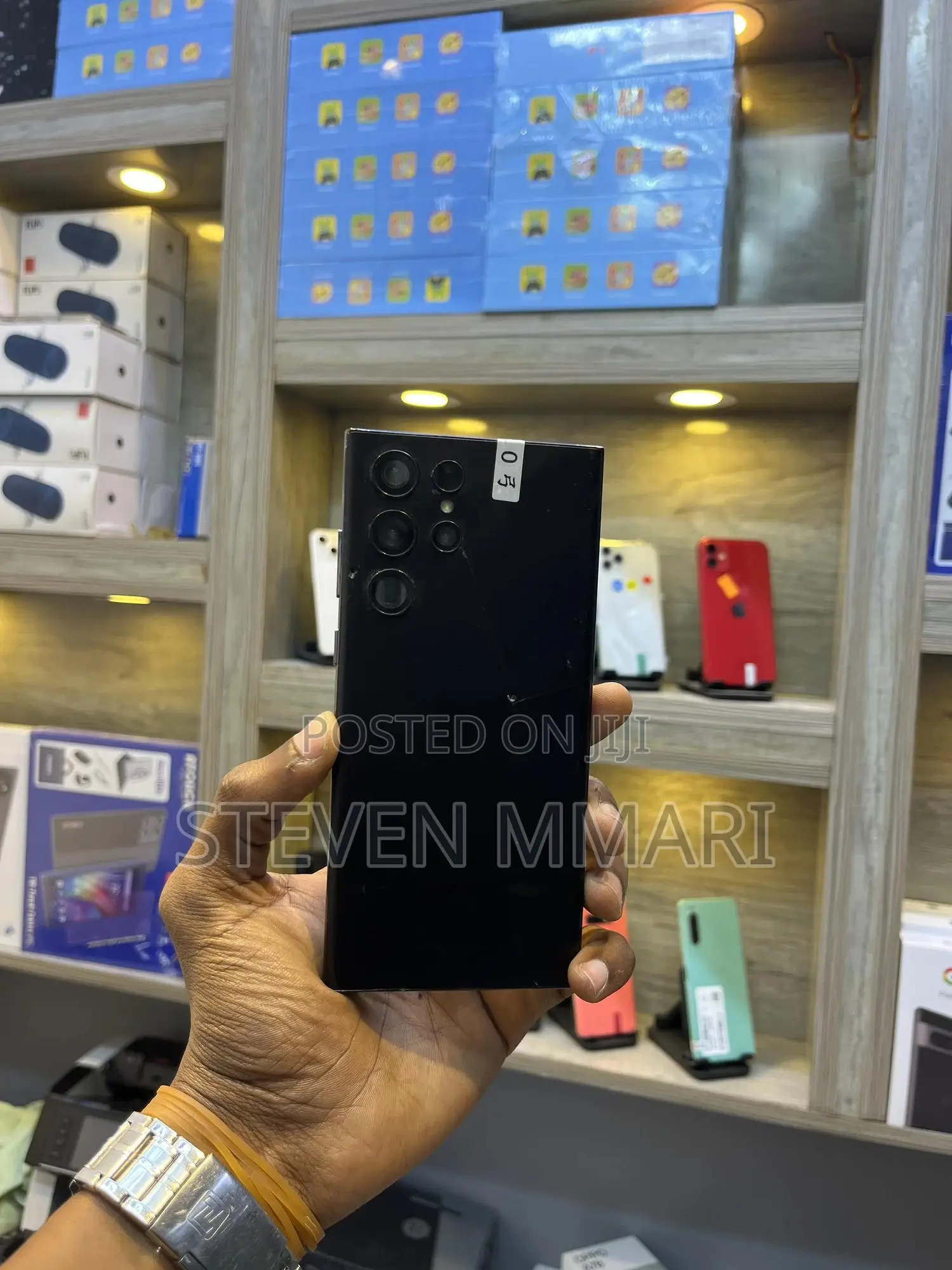 New Samsung Galaxy S22 Ultra 128 GB Black in Moshi Urban - Mobile ...