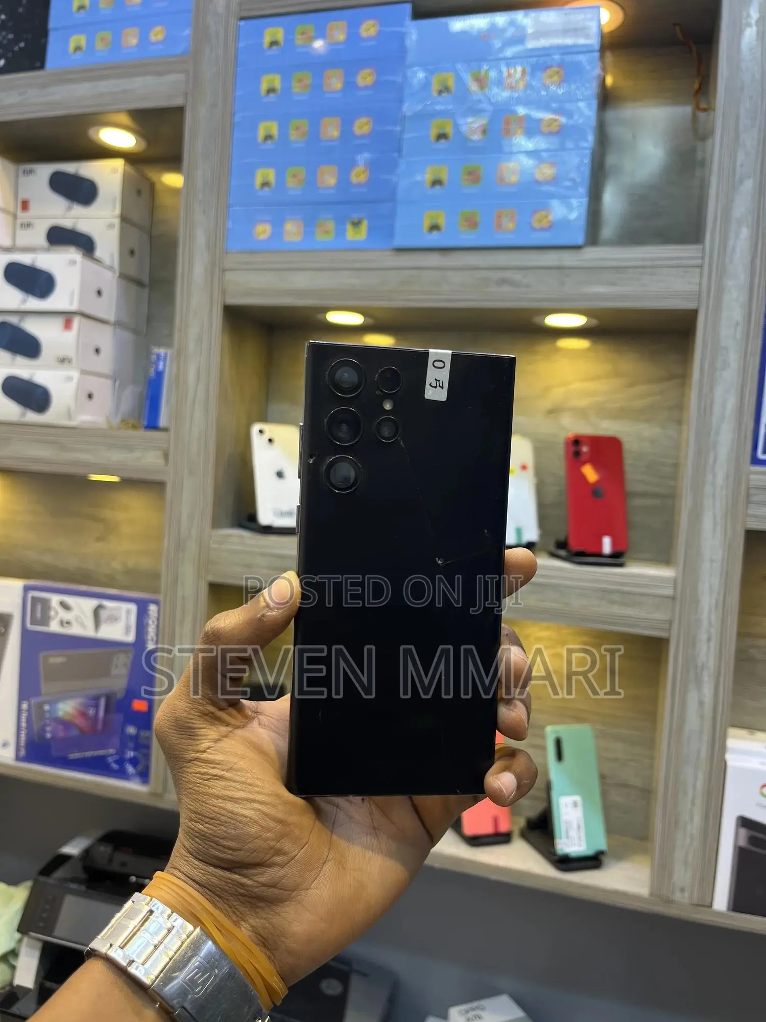 New Samsung Galaxy S22 Ultra 128 GB Black in Moshi Urban - Mobile ...