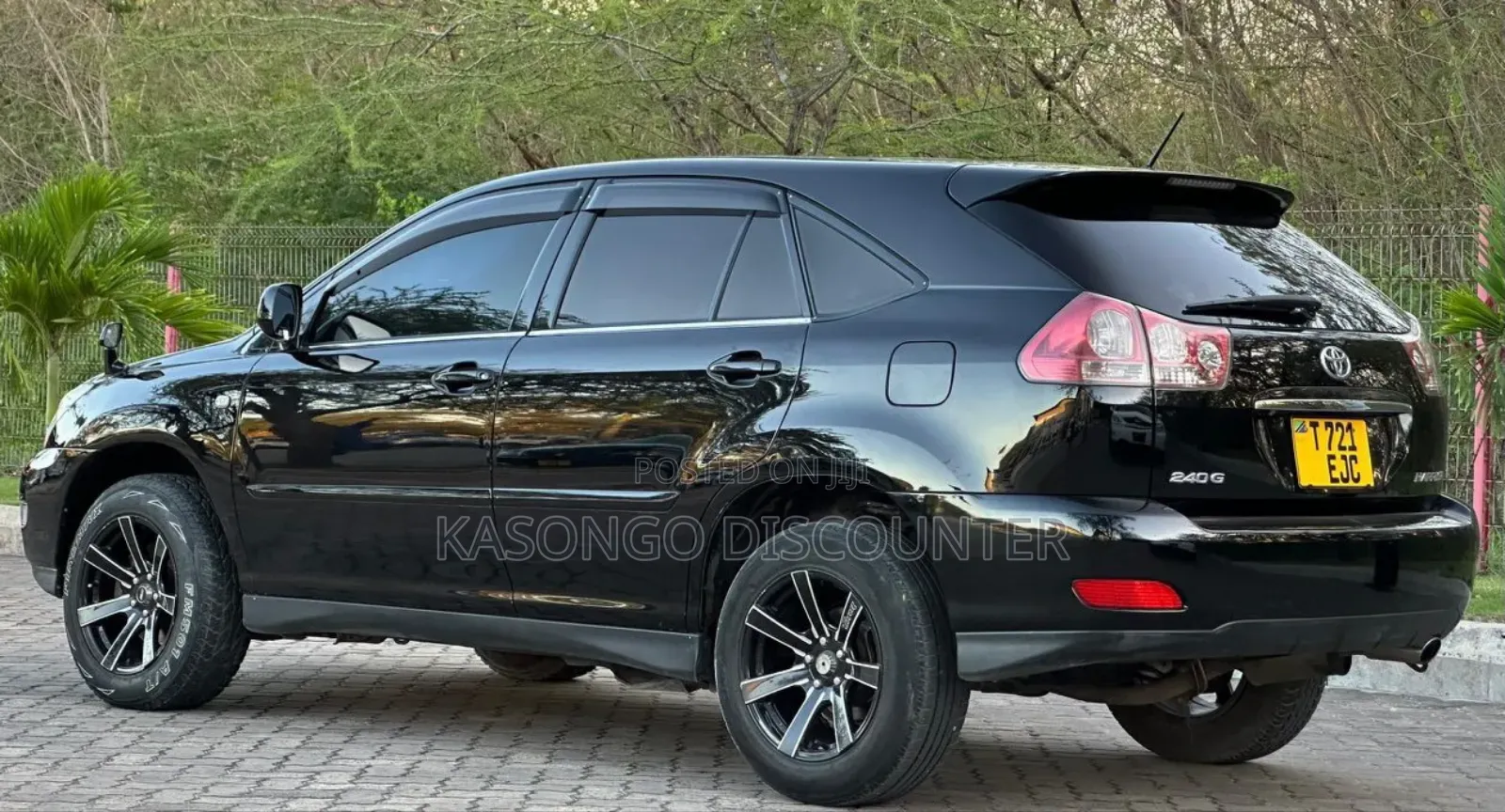 Toyota Harrier 2006 Black in Kinondoni - Cars, Kasongo Discounter | Jiji.co.tz