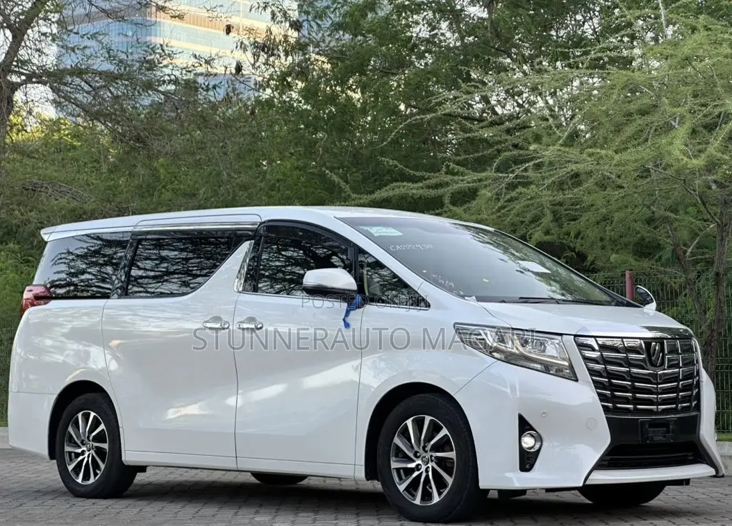 Toyota Alphard 2015 White in Kinondoni - Cars, Fumba Mohamed | Jiji.co.tz