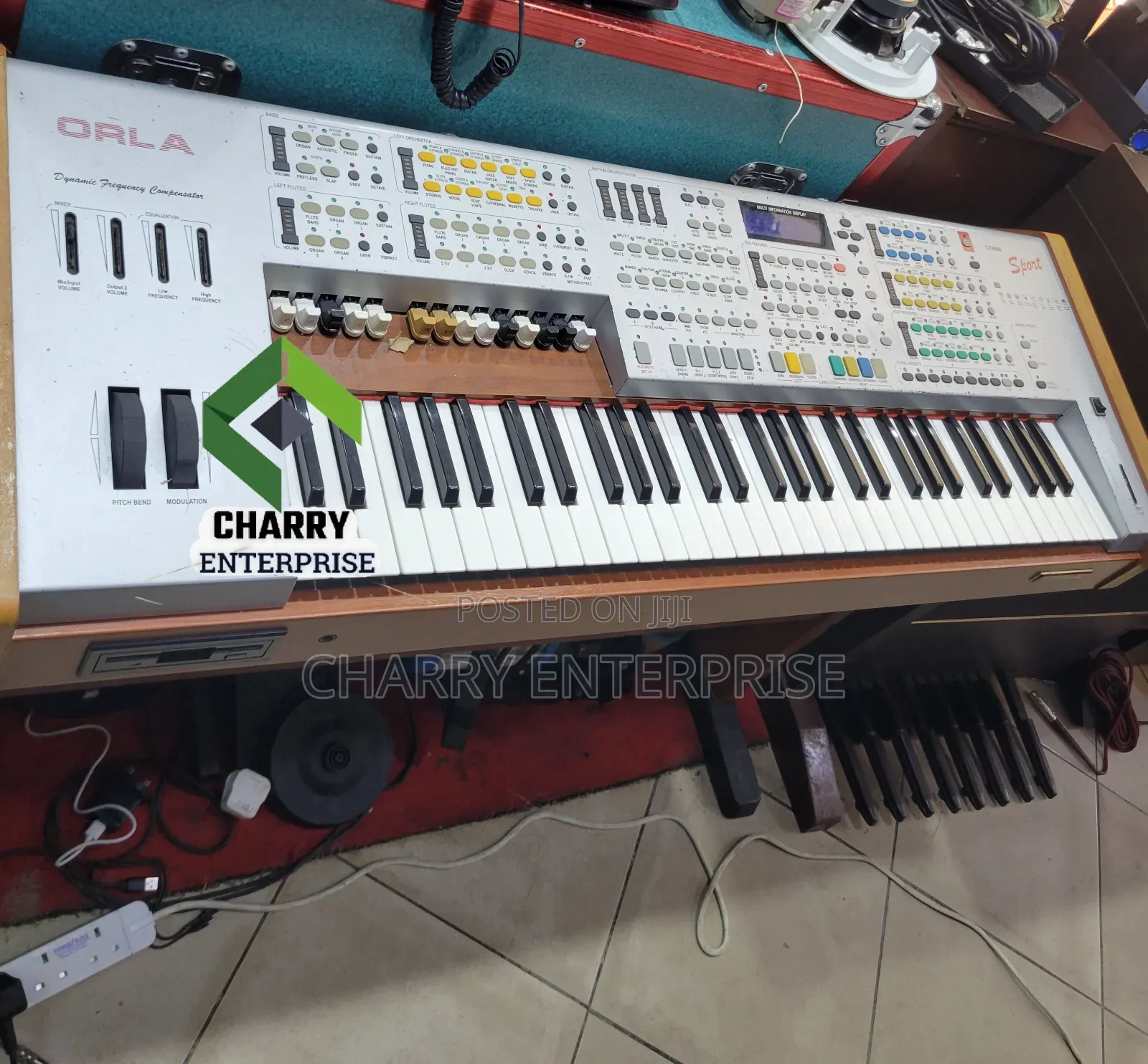 Orla Gt8000 Compact Organ Cabinet Design Keyboard Kinanda Cha Kanisani ...
