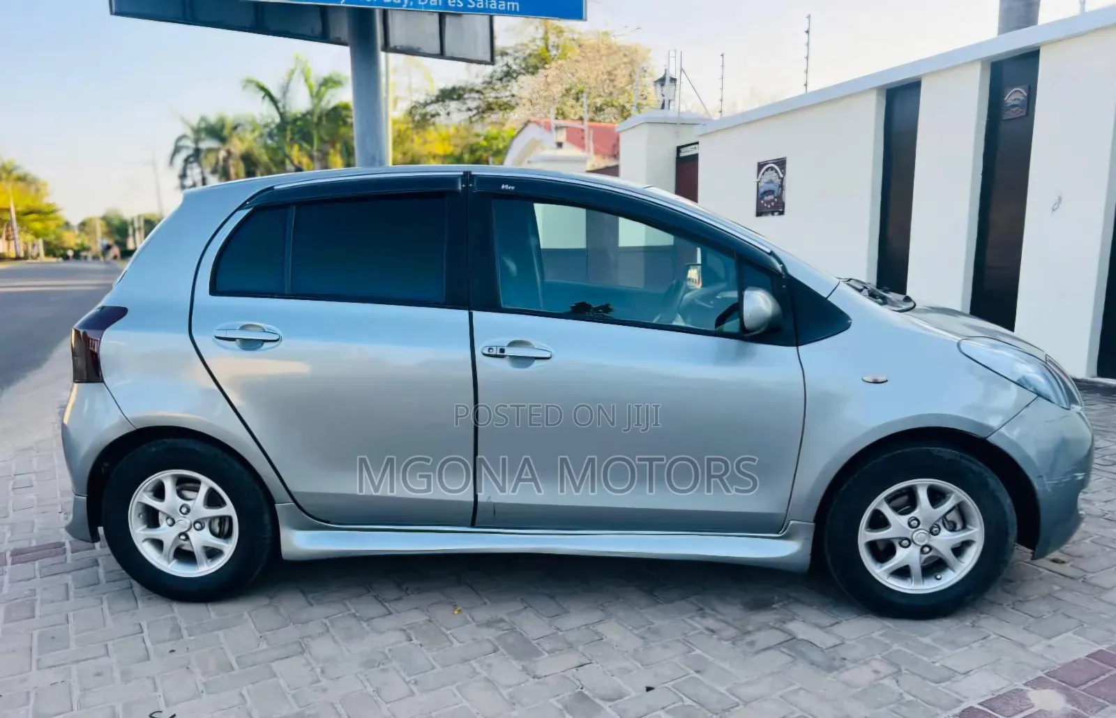Toyota Vitz 2006 Silver in Kinondoni - Cars, Mgona Motors | Jiji.co.tz