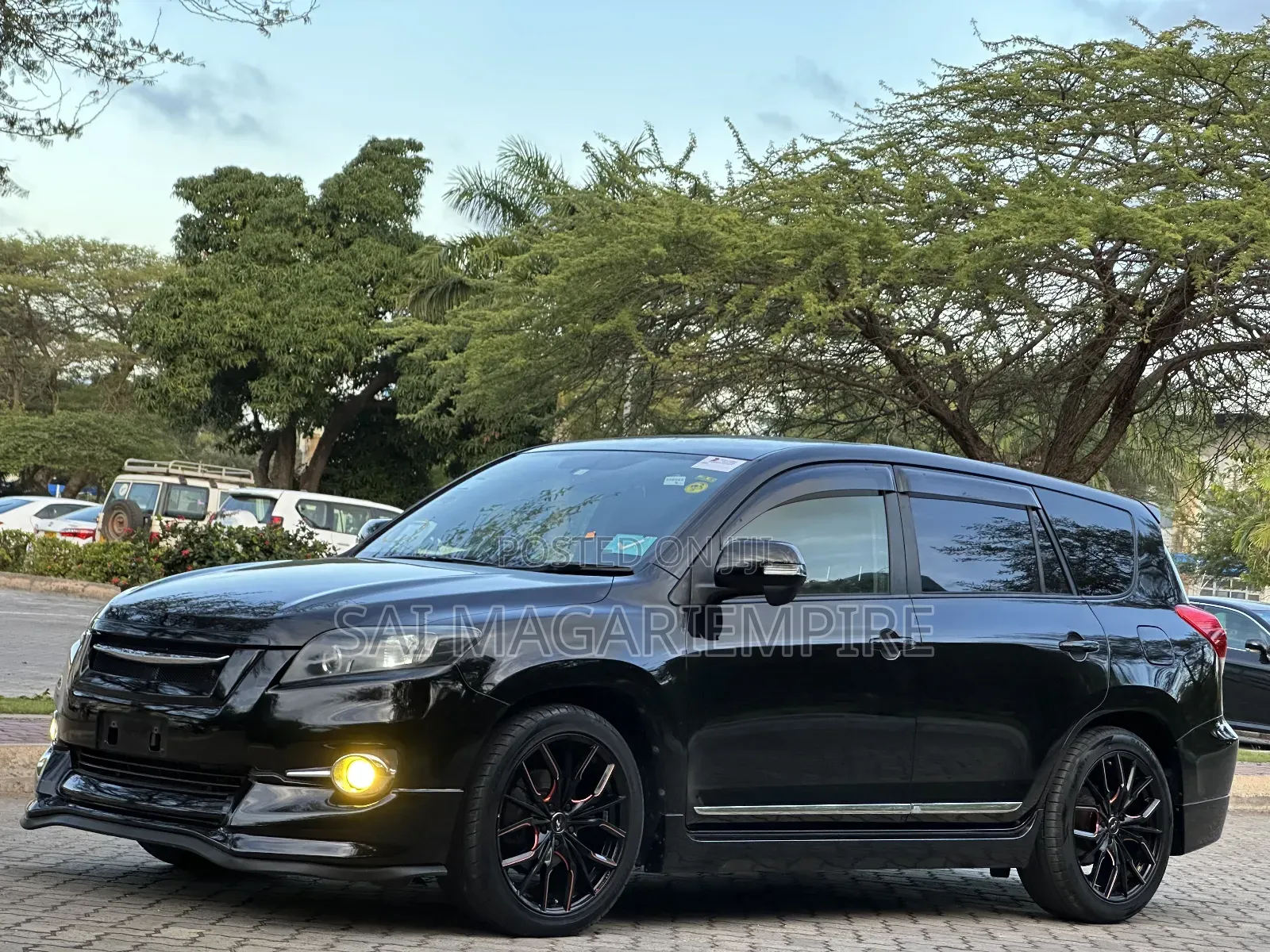 Toyota Vanguard 2012 Black in Kinondoni - Cars, Magari Empire | Jiji.co.tz