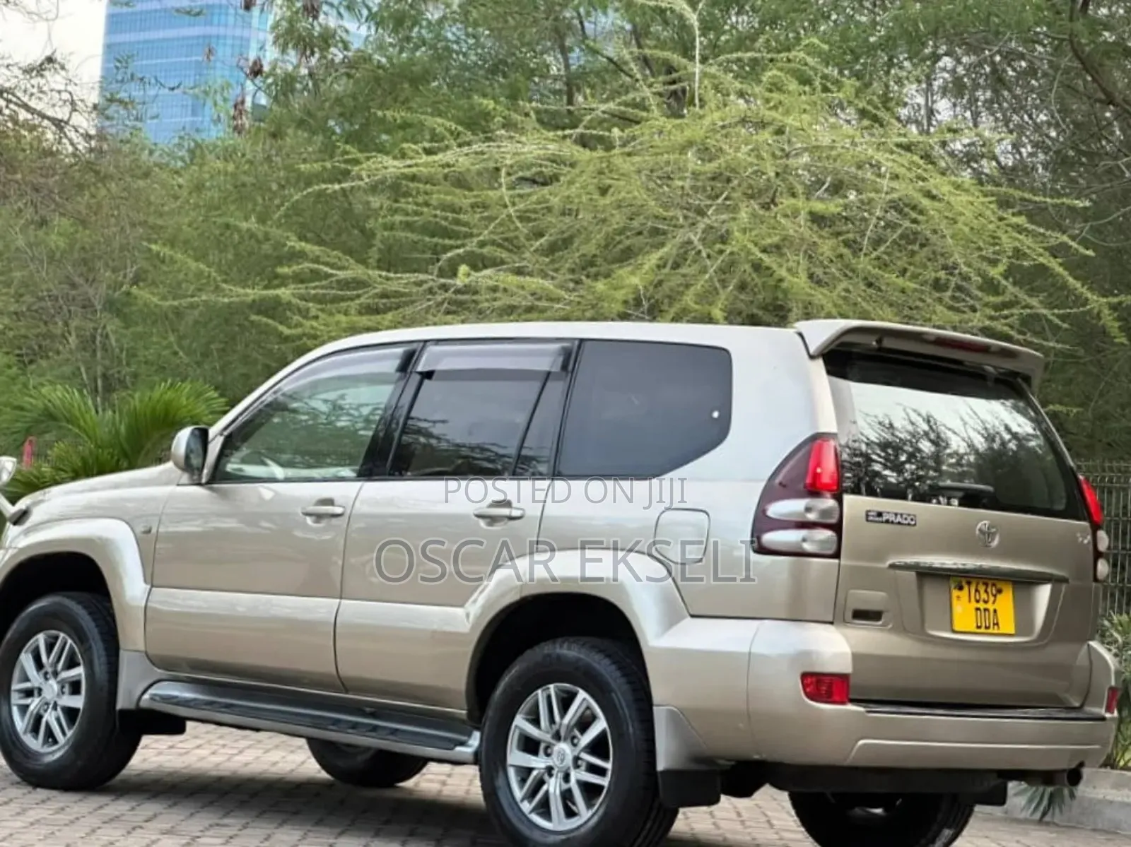 Toyota Land Cruiser Prado 2005 Gold for sale Price: TSh 38,500,000 on ...