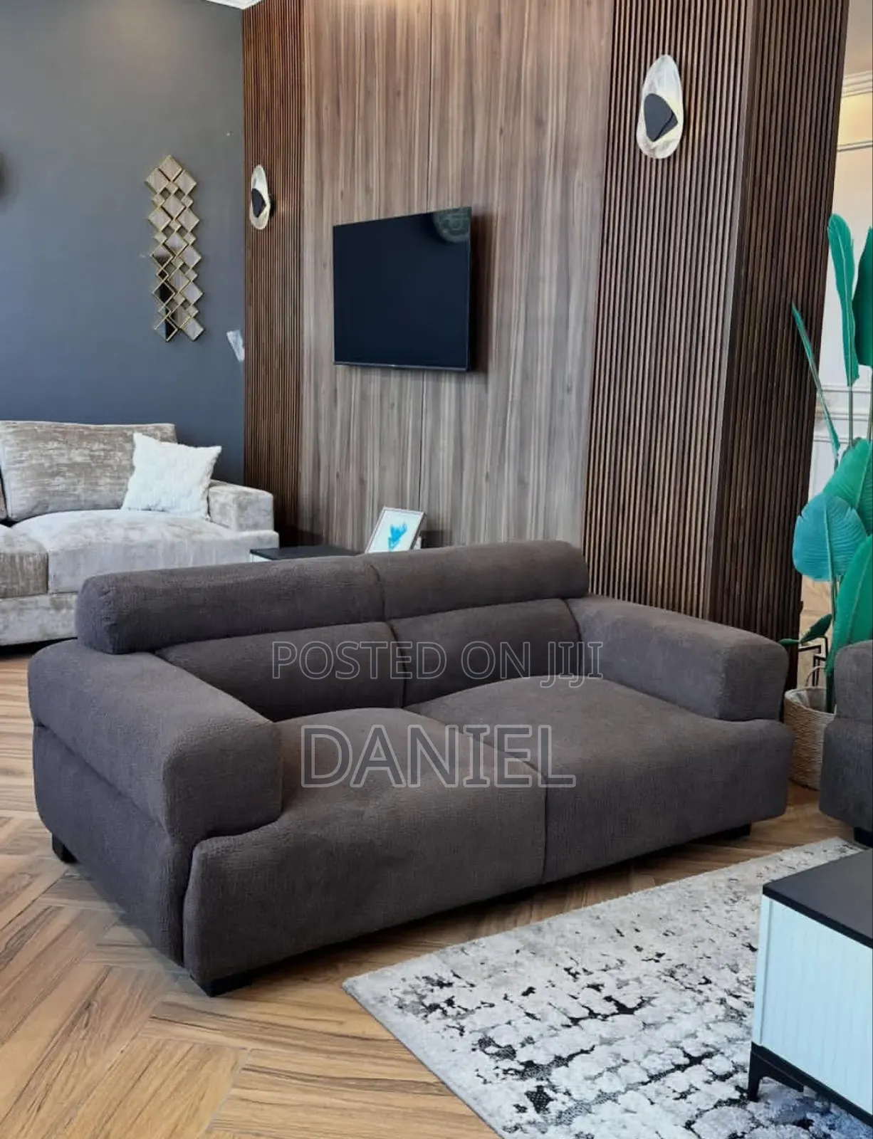 Sofa Set Ya Watu Wa 5 Full Spring Belt and Fiber Valvet Grade One in ...