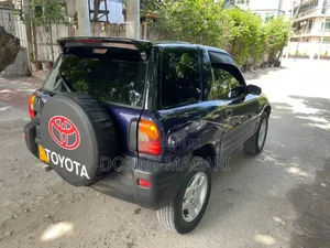 Toyota RAV4 Base AWD 2001 Blue in Ilala - Cars, Donny Magari | Jiji.co.tz