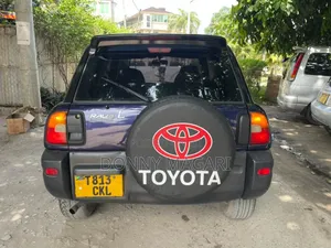 Toyota RAV4 Base AWD 2001 Blue in Ilala - Cars, Donny Magari | Jiji.co.tz