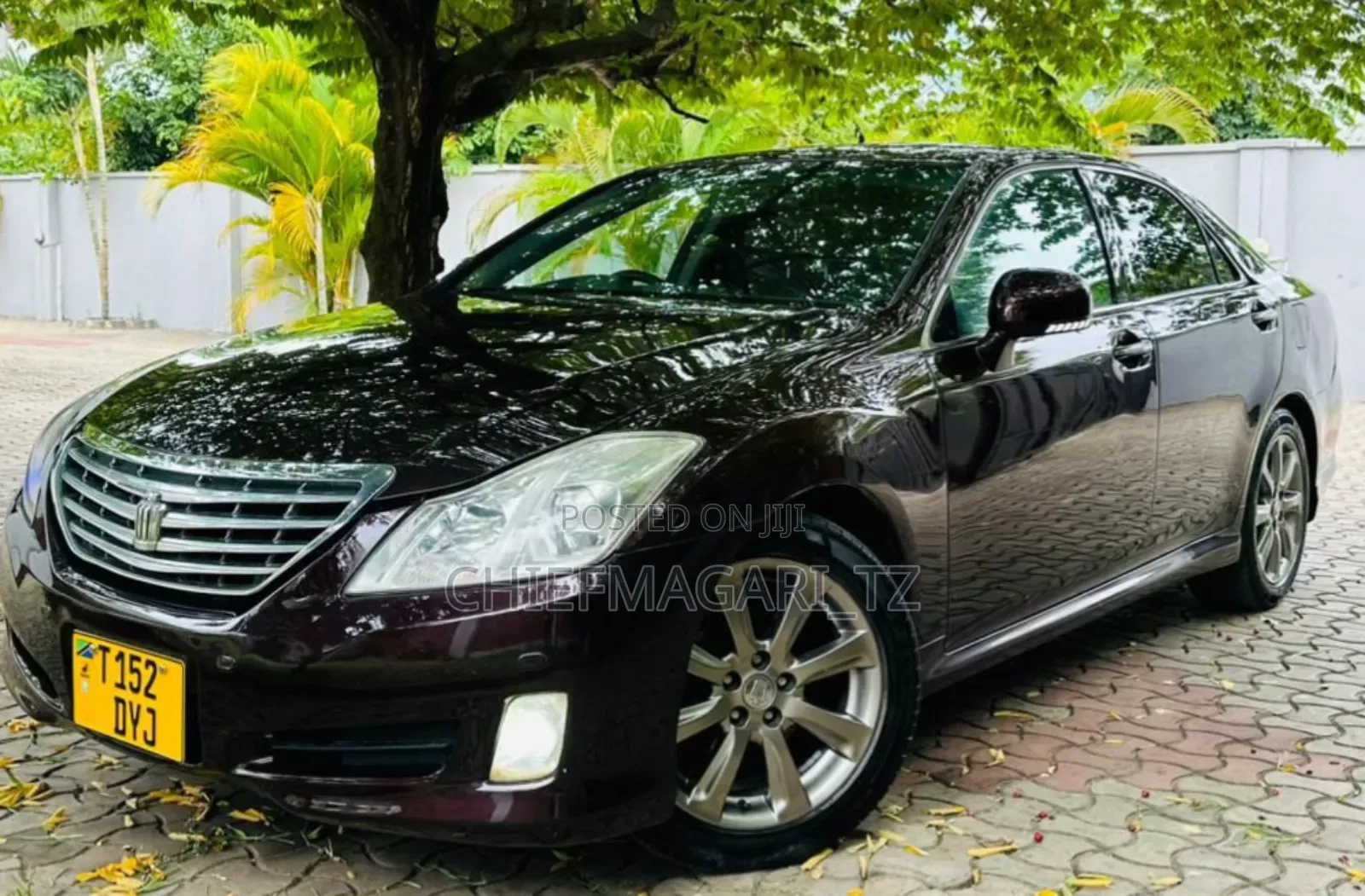 Toyota Crown 2010 Maroon in Ilala - Cars, Yahya Mussa | Jiji.co.tz