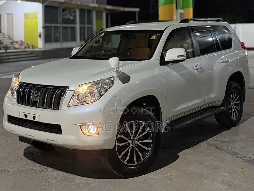 Toyota Land Cruiser Prado 2.7 i 2012 White in Dar es Salaam - Cars, Mac ...