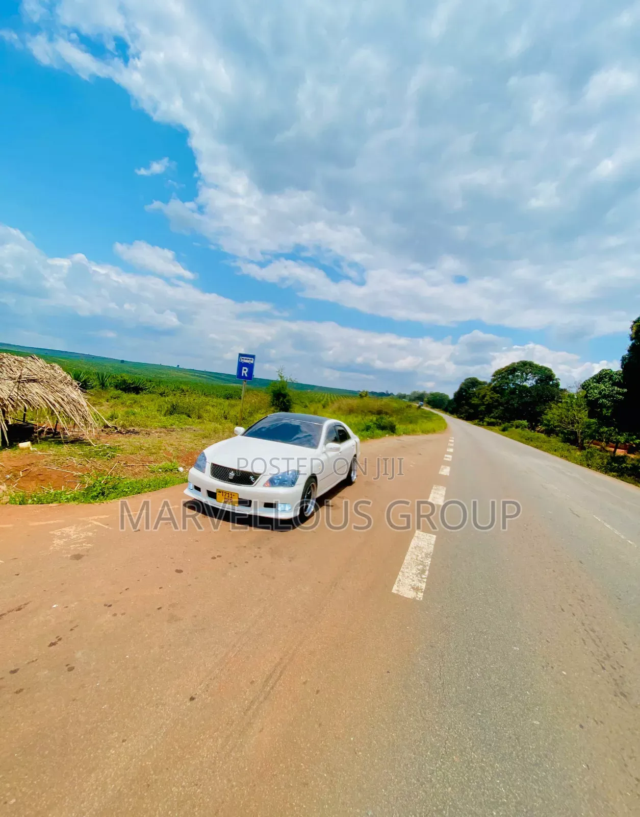 Toyota Crown Royale 2005 White in Kinondoni - Cars, Marvellous Group ...