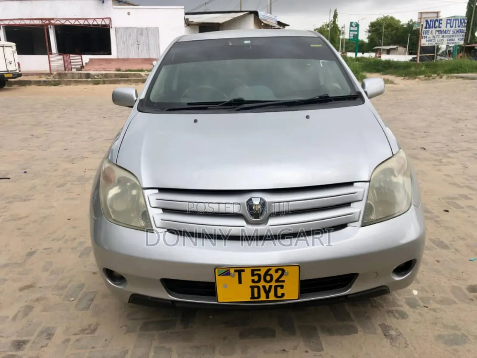 Toyota IST 2005 Silver in Ilala - Cars, Donny Magari | Jiji.co.tz