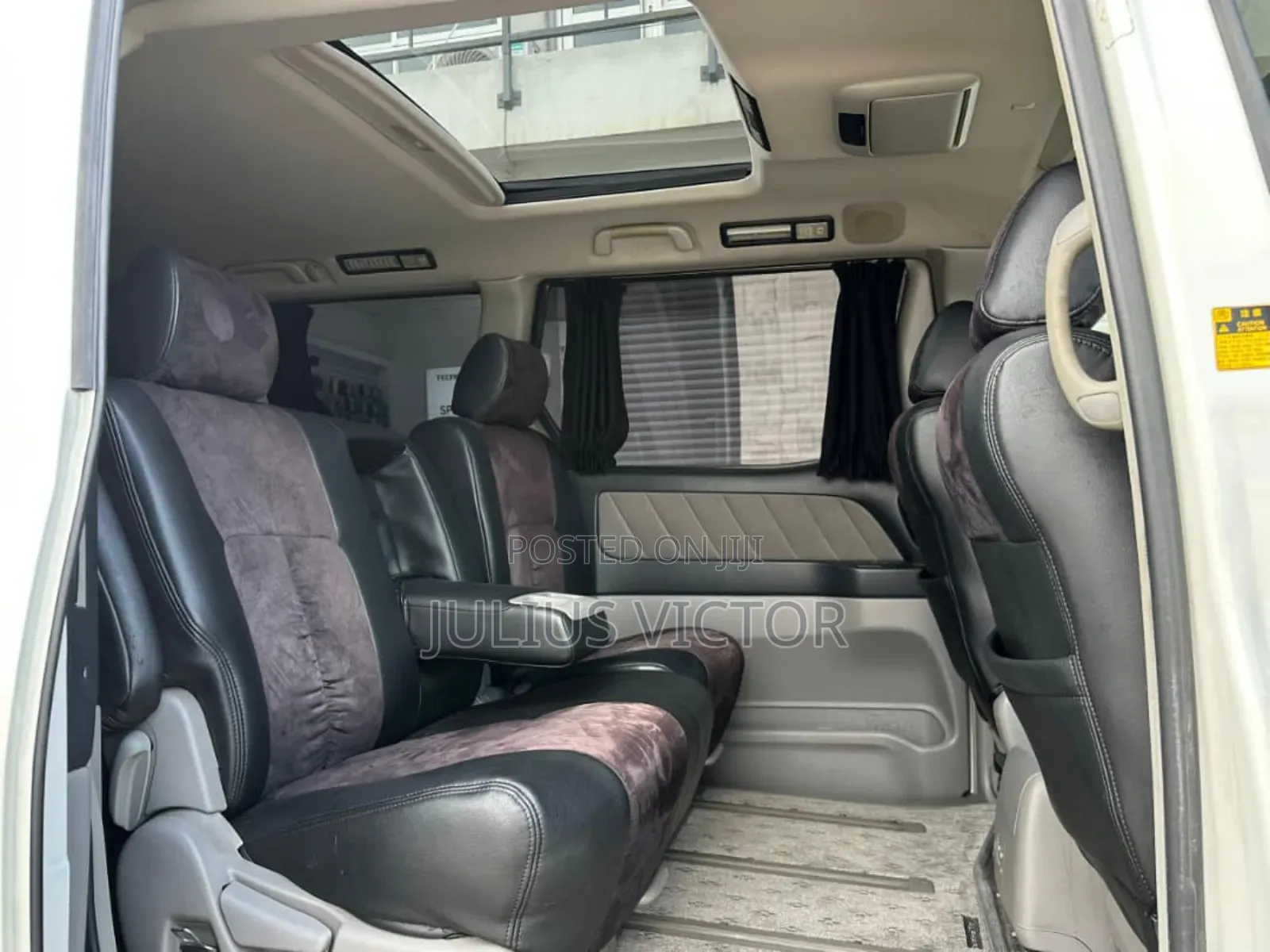 Toyota Alphard 2004 White in Kinondoni - Cars, Passion Magari | Jiji.co.tz