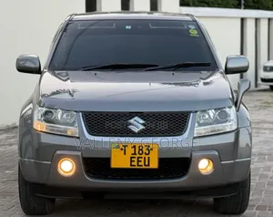 Suzuki Escudo 2012 Ivory in Kinondoni - Cars, Vee Auto's Dealertz ...