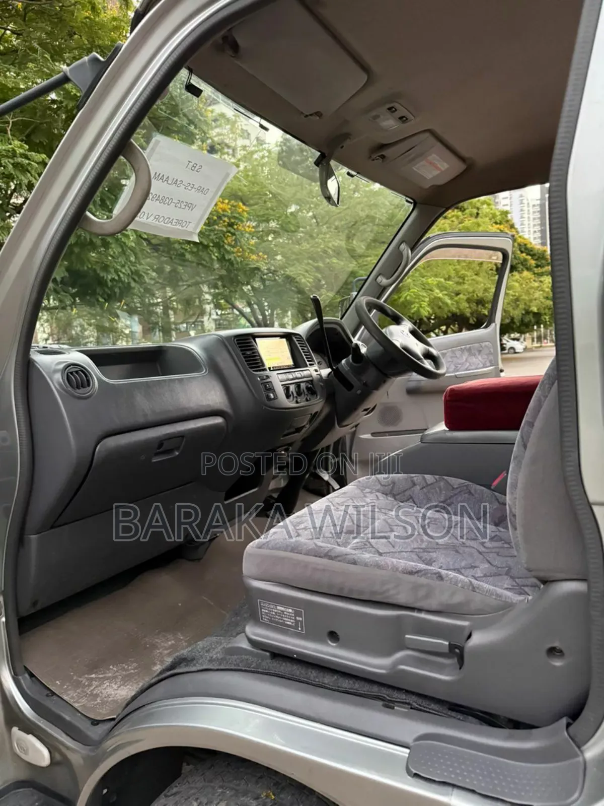 Nissan Caravan 2002 Silver in Ilala - Cars, Baraka Wilson | Jiji.co.tz