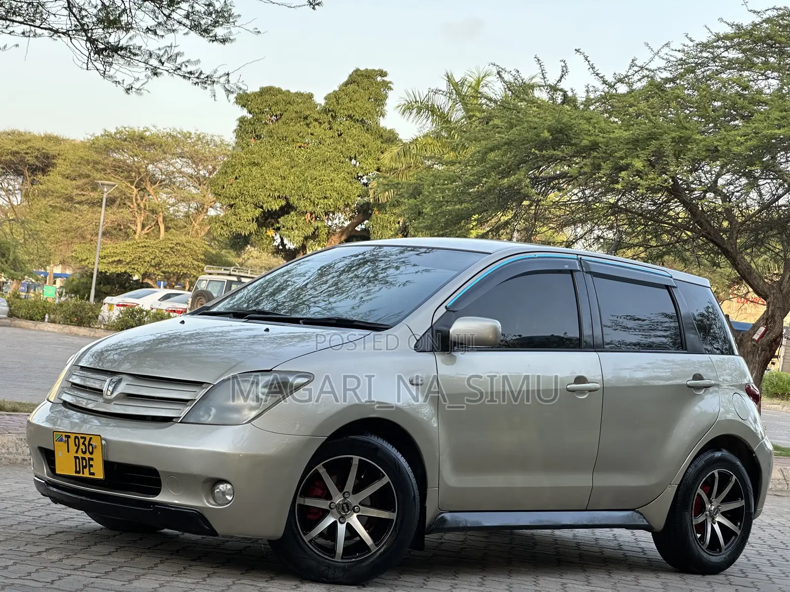 Toyota IST 2003 Beige in Kinondoni - Cars, Magari Na Simu | Jiji.co.tz