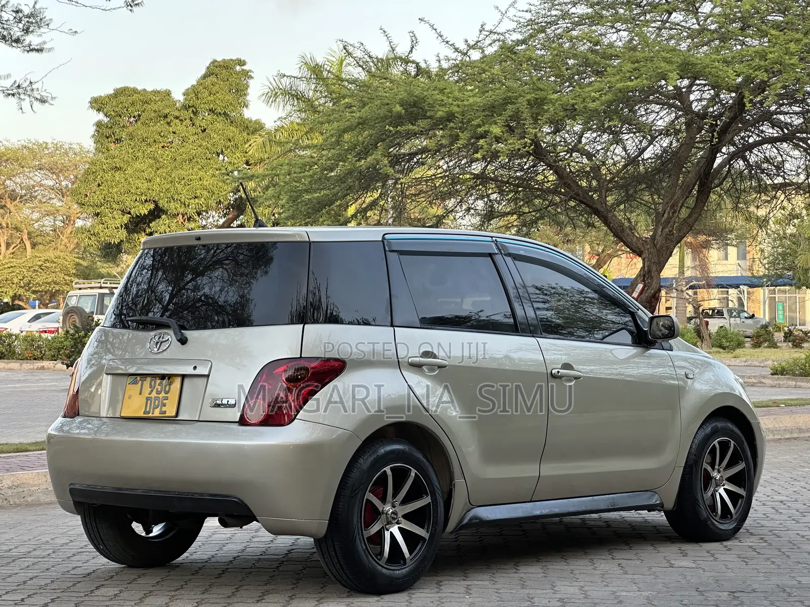 Toyota IST 2003 Beige in Kinondoni - Cars, Magari Na Simu | Jiji.co.tz