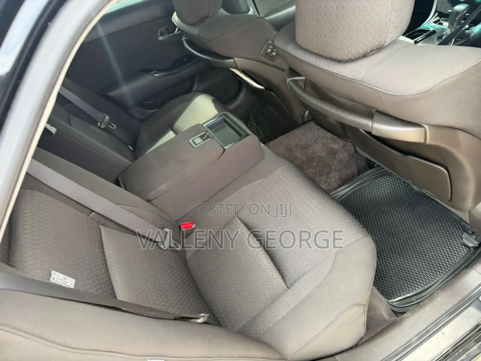 Toyota Crown 2009 Purple in Kinondoni - Cars, Vee Auto's Dealertz ...