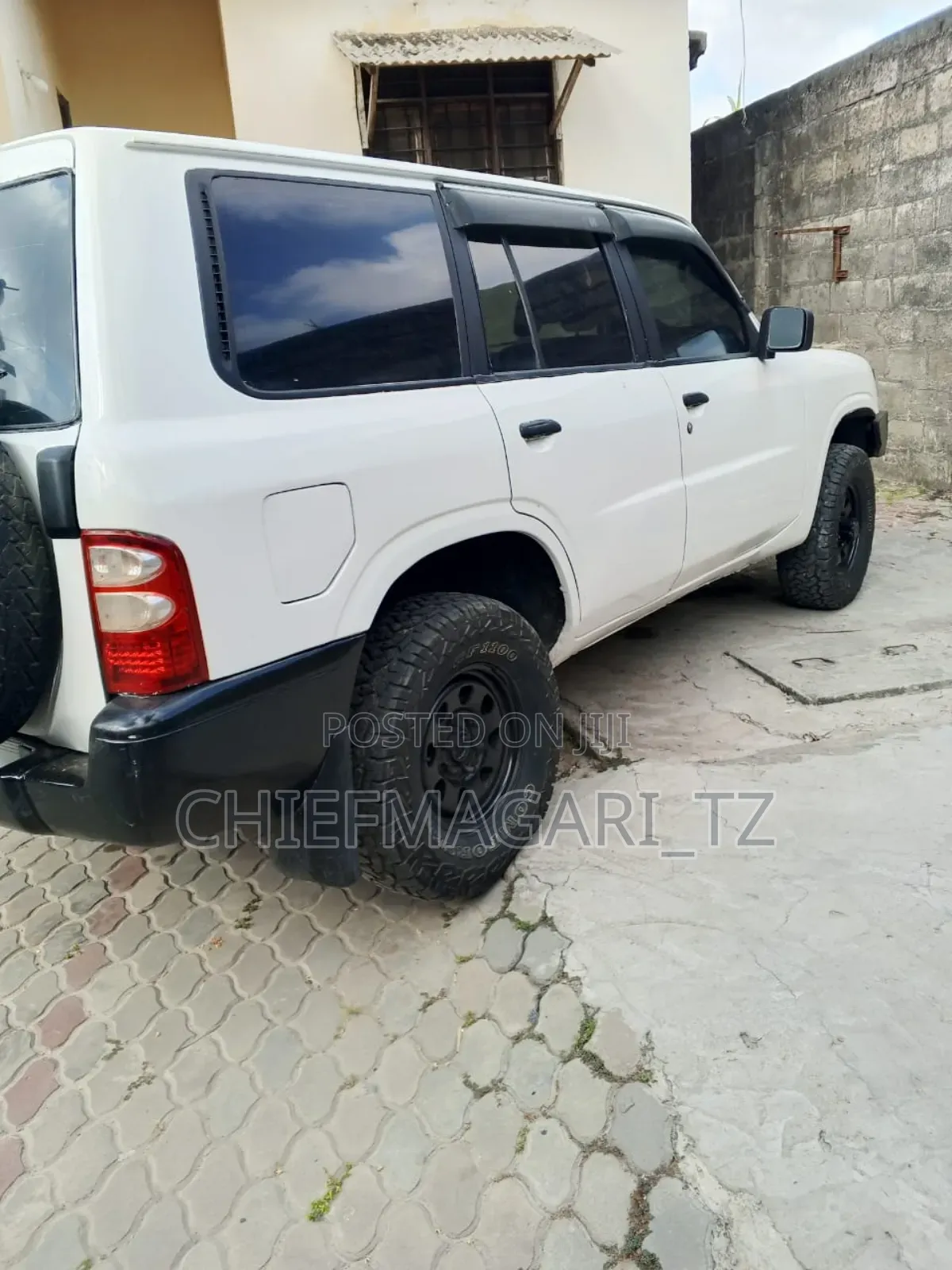 Nissan Patrol 2000 White in Ilala - Cars, Yahya Mussa | Jiji.co.tz