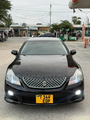 Toyota Crown 2008 Black in Ilala - Cars, Donny Magari | Jiji.co.tz