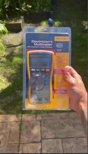 Fluke-117 Eur Fluke 117 Electricians Trms Multimeter - Total Tools ...