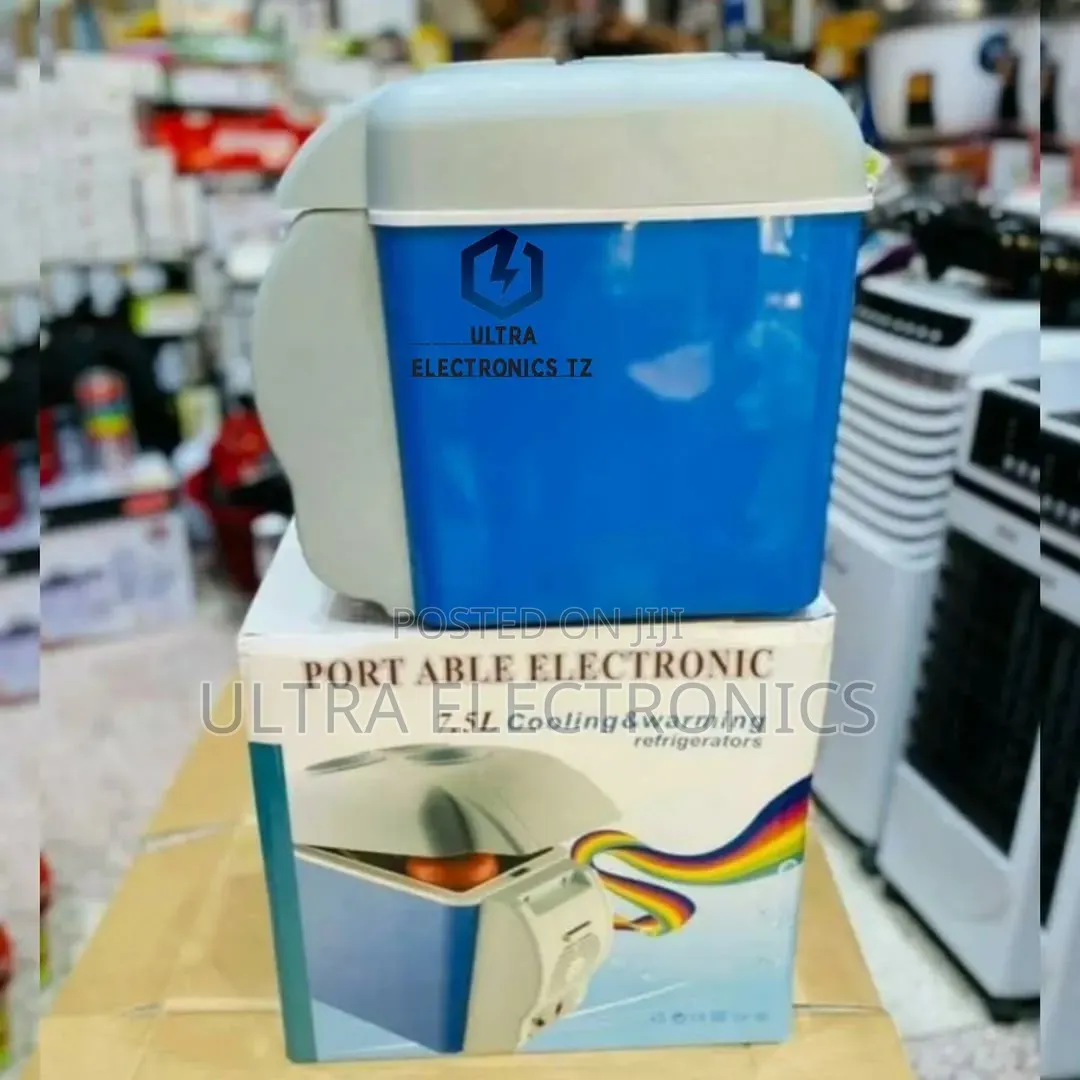Portable Electric Car Refrigerator/Fridge With 7.5 Litres - Ultra ...